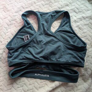Alphalete | Intimates & Sleepwear | Medium Alphalete Stratus Seamless ...
